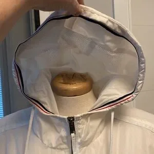 Tommy Hilfiger | Jackets & Coats | Tommy Hilfiger Windbreaker | Poshmark